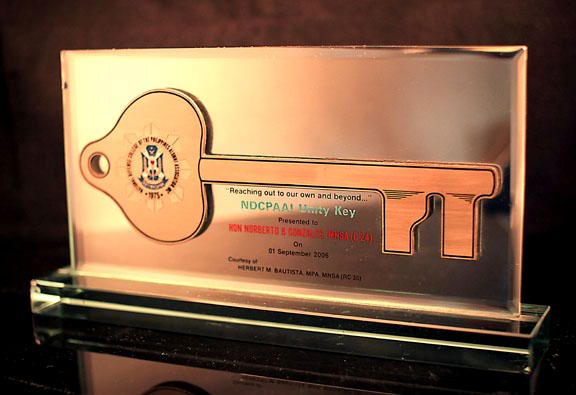 Glass Awards | Bronze awards | Stainless Awards | Acrylic Awards ...